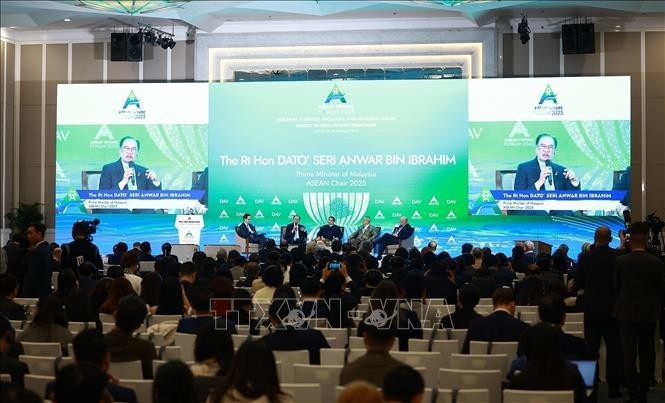 Ratifican la posición de ASEAN en un mundo volátil | Vietnam+ (VietnamPlus)