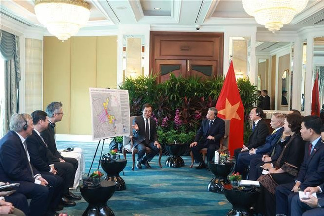 Líder partidista vietnamita recibe a destacados empresarios en Singapur ...